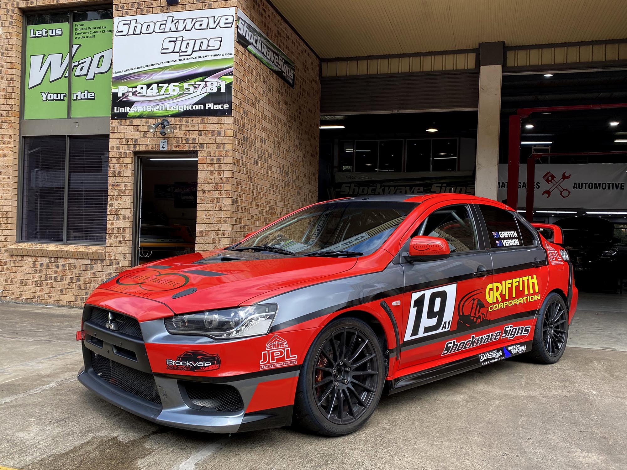 Shockwave Signs racing set with stunning Lancer livery - Bathurst 6 Hour
